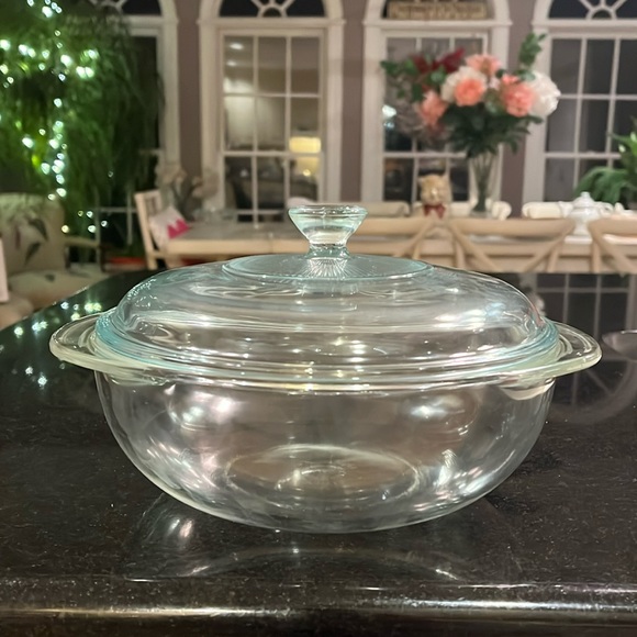 Pyrex | Kitchen | Pyrex Corning Vintage 5 L Round Casserole Dish 8 In ...